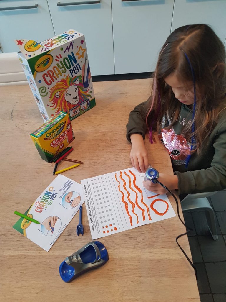 Review | De Crayola Crayon Pen | Mama's Liefste